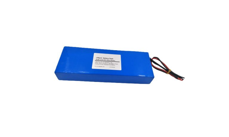 What is the best solar street light battery